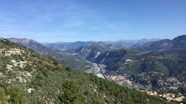 Carros, a perched village with unexpected charms | Nice Côte d'Azur CVB