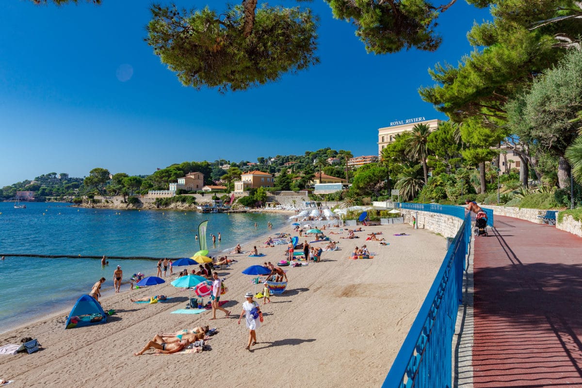 Beaches and water sports in and around Nice, France | Nice Côte d'Azur CVB