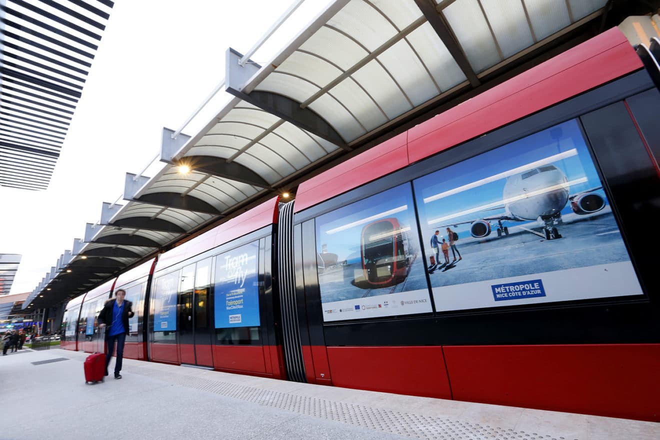 Public transport: getting around Nice by bus or tramway | Nice Côte d ...
