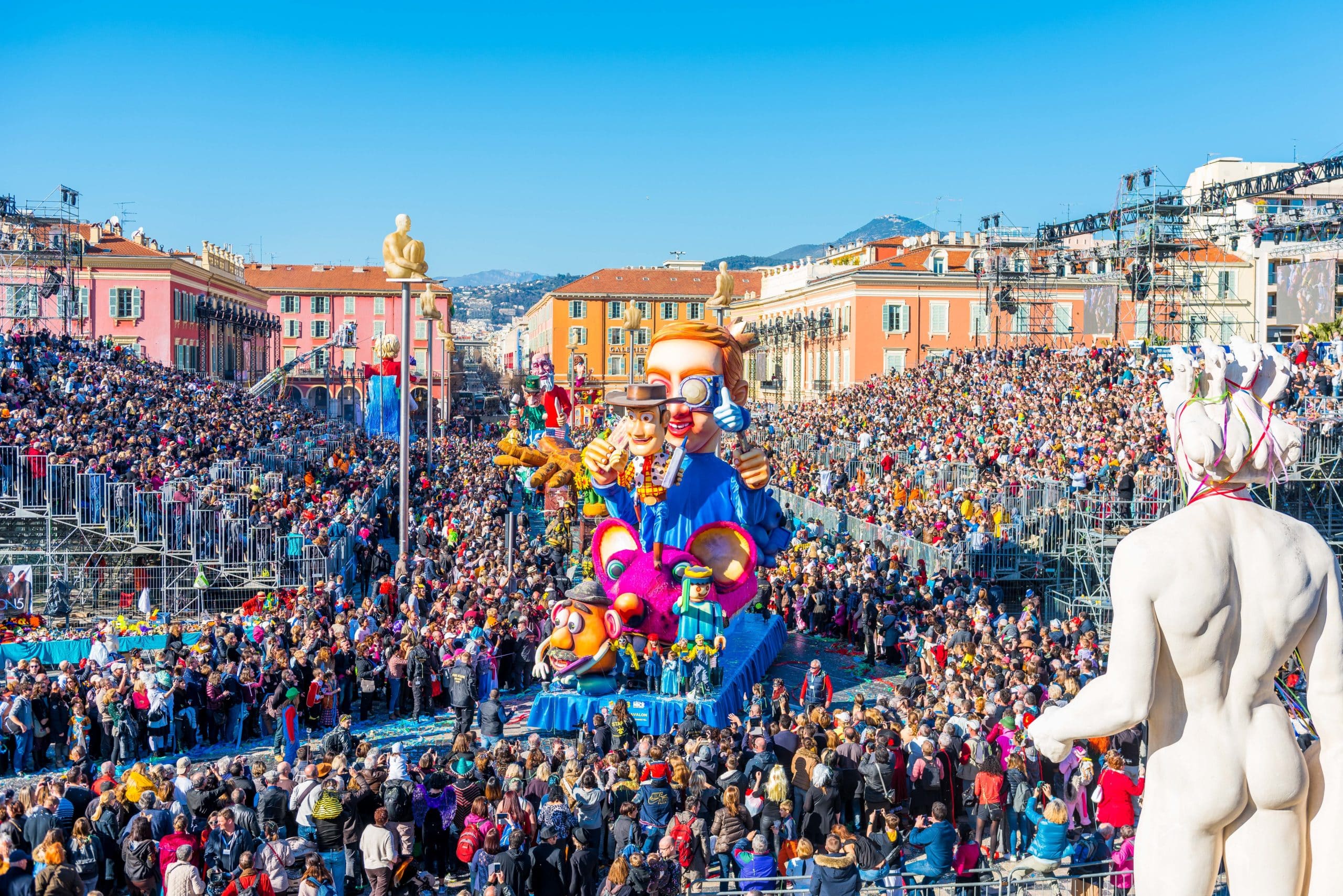 Stationnement des autocars de tourisme pendant les festivités du ...