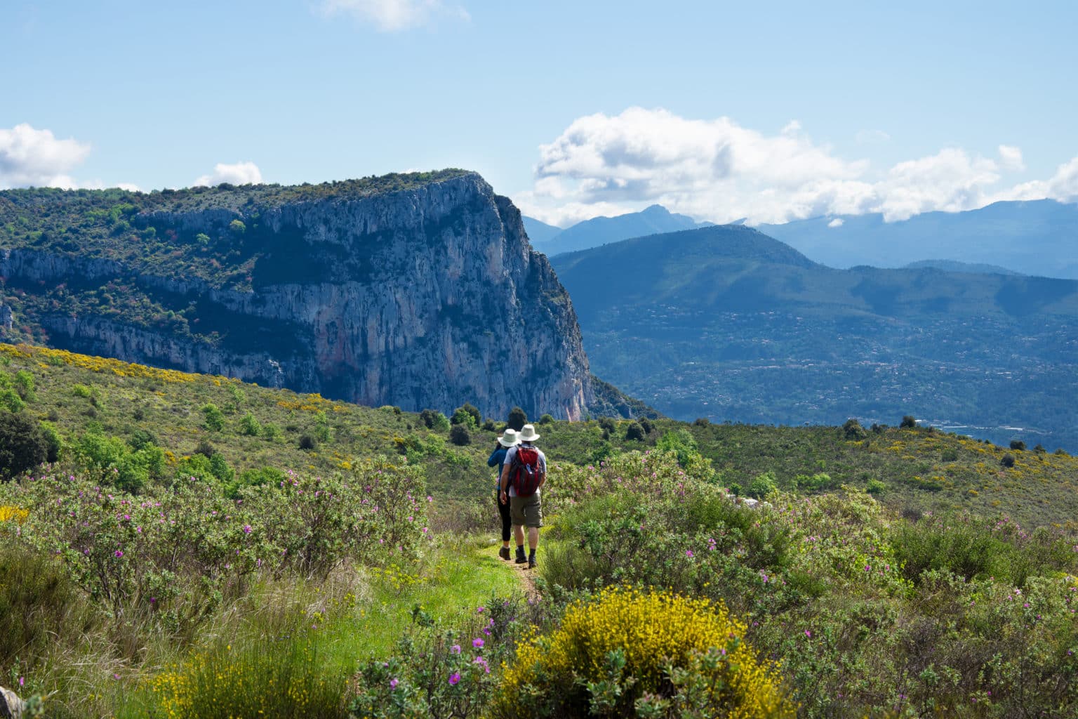 Hiking in Nice French Riviera and surroundings | Nice Côte d'Azur CVB